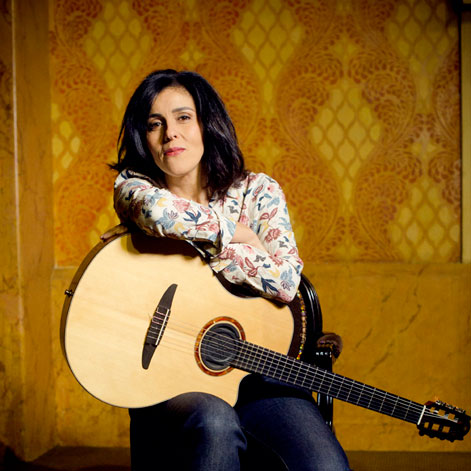 Souad Massi Profile and Discography | African Music Library
