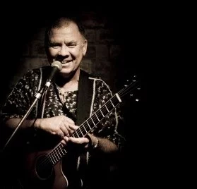 Roger Lucey Profile and Discography | African Music Library